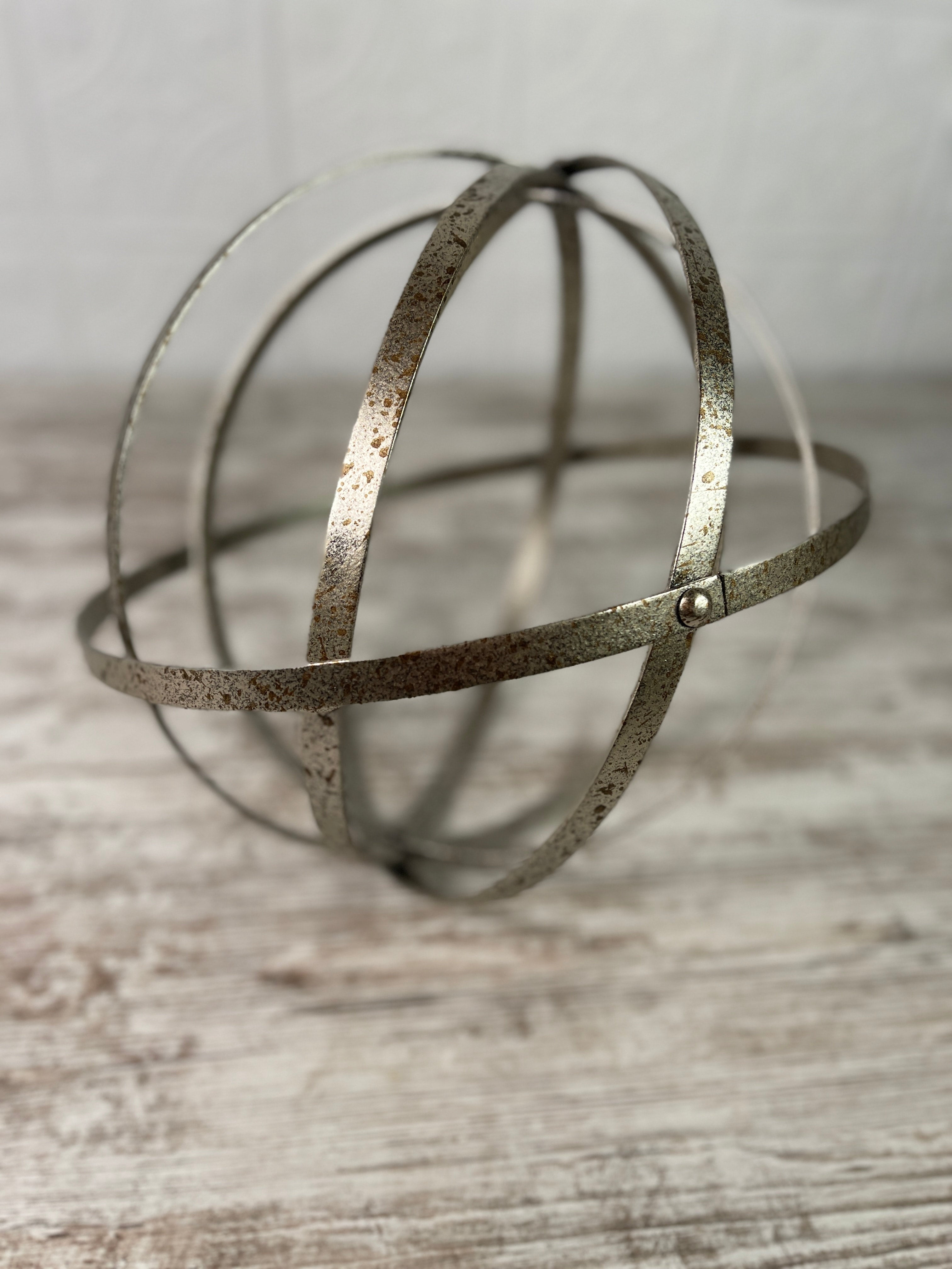 Folding Metal Sphere / Orb | Heart 'n Home ♥